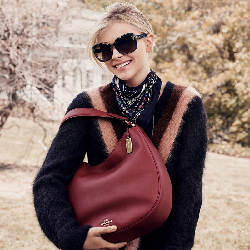 「超殺女」Chloe Grace Moretz再度為都會精品COACH，演繹最新冬季形象廣告